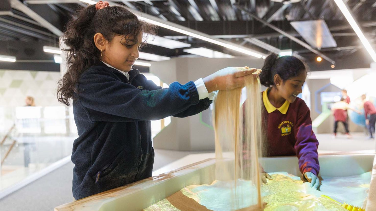 School trips • Techniquest